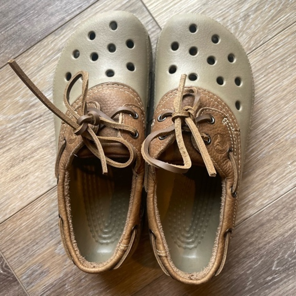 Rare Style Crocs Islander Boat Shoe - Gem